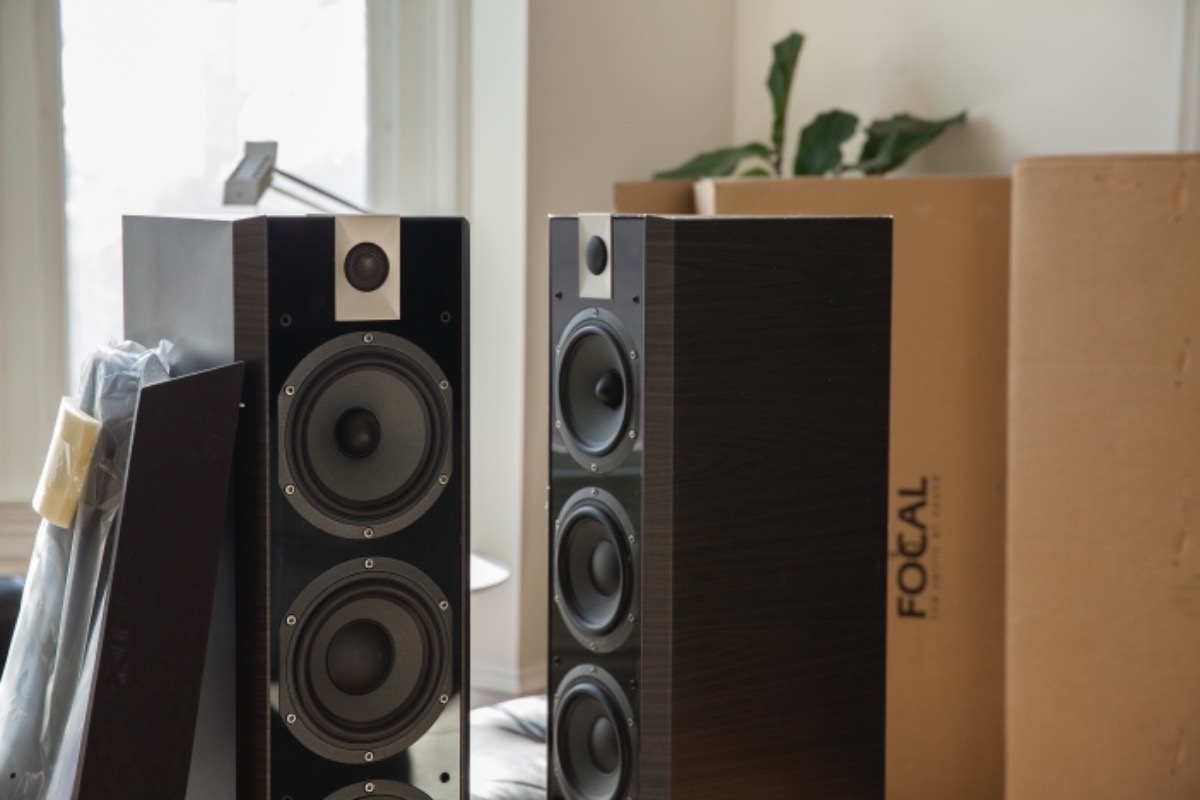 Focal Chorus 836v ebony like new with boxes 60 hours $1300 OBO For Sale ...