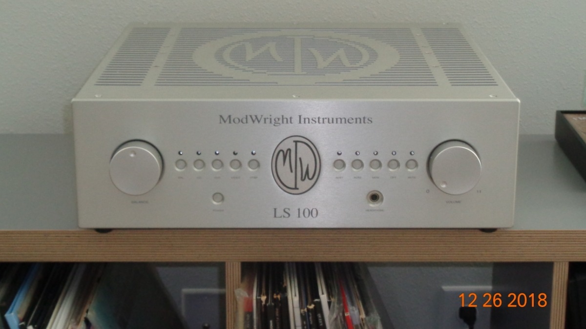 Modwright INSTRUMENTS LS 100 PreAmp with Phono Board For Sale - US ...