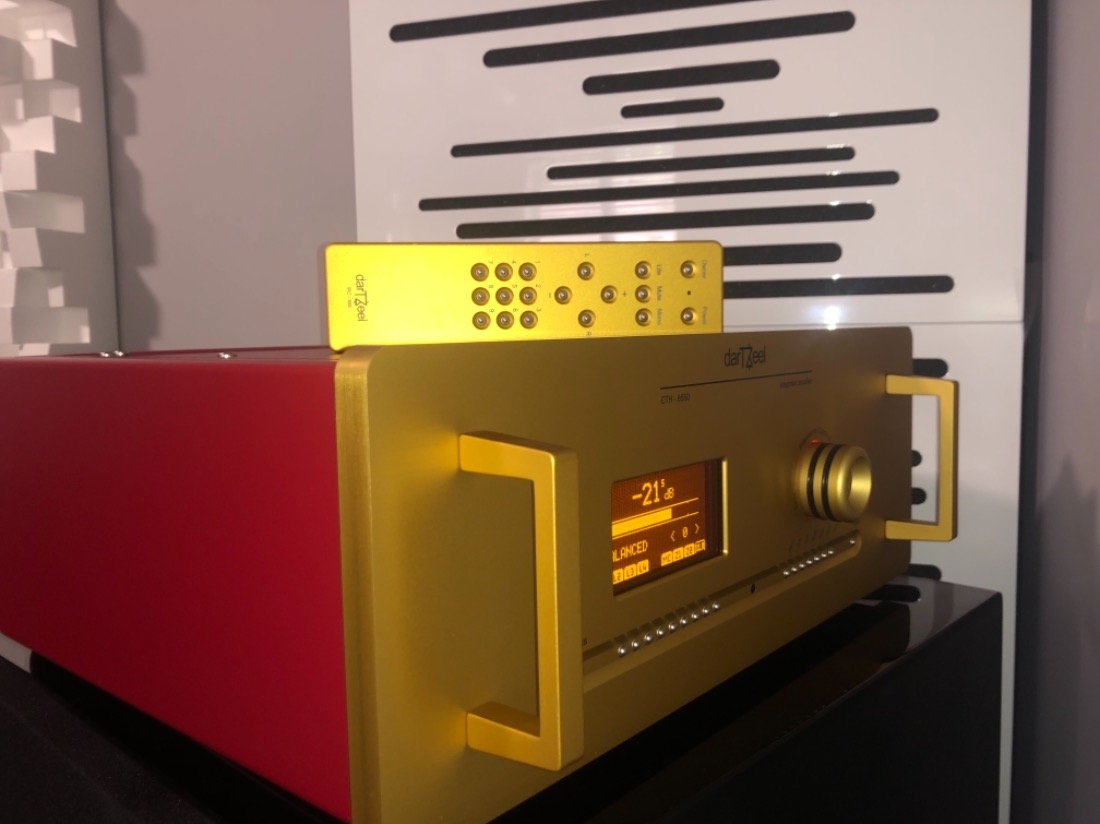 darTZeel CTH-8550 integrated amplifier with phono For Sale - US Audio Mart