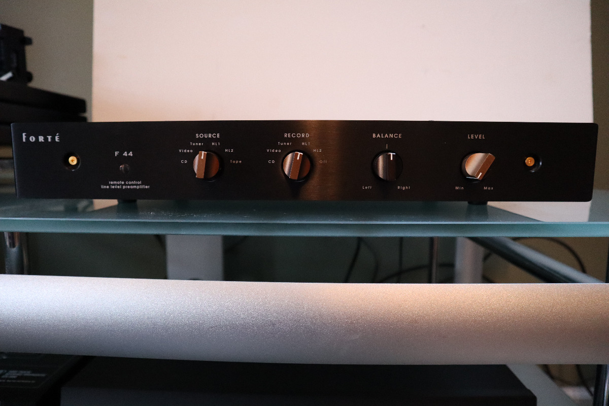 Forte Model 44 Preamplifier with remote For Sale - US Audio Mart