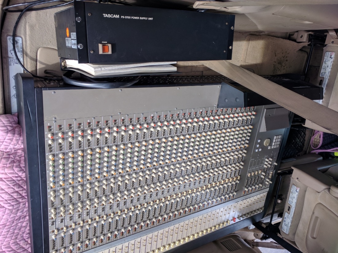 Tascam 32-Channel STUDIO ANALOG Mixing Board M3700 M-3700 PS-3700 POWER ...