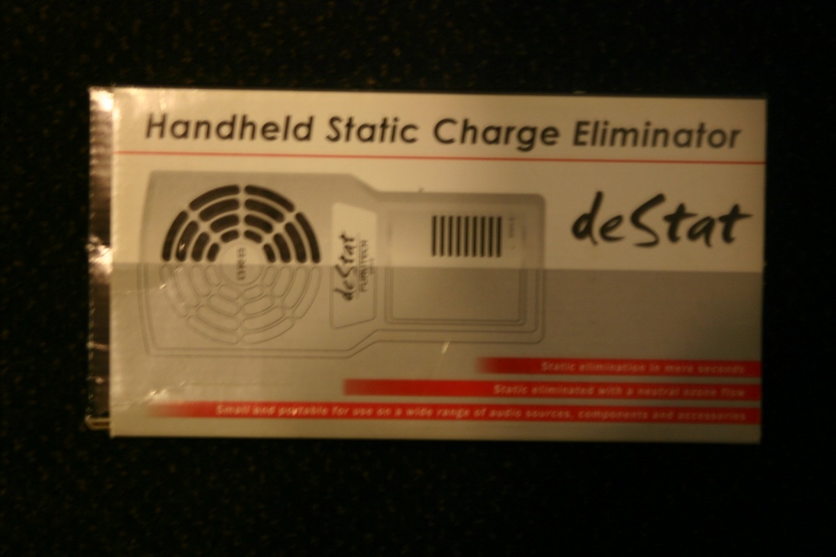 Furutech DE-STAT, Static Eliminator For Sale - US Audio Mart