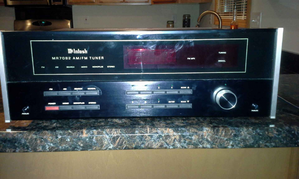 McIntosh MR 7082 Tuner For Sale - US Audio Mart