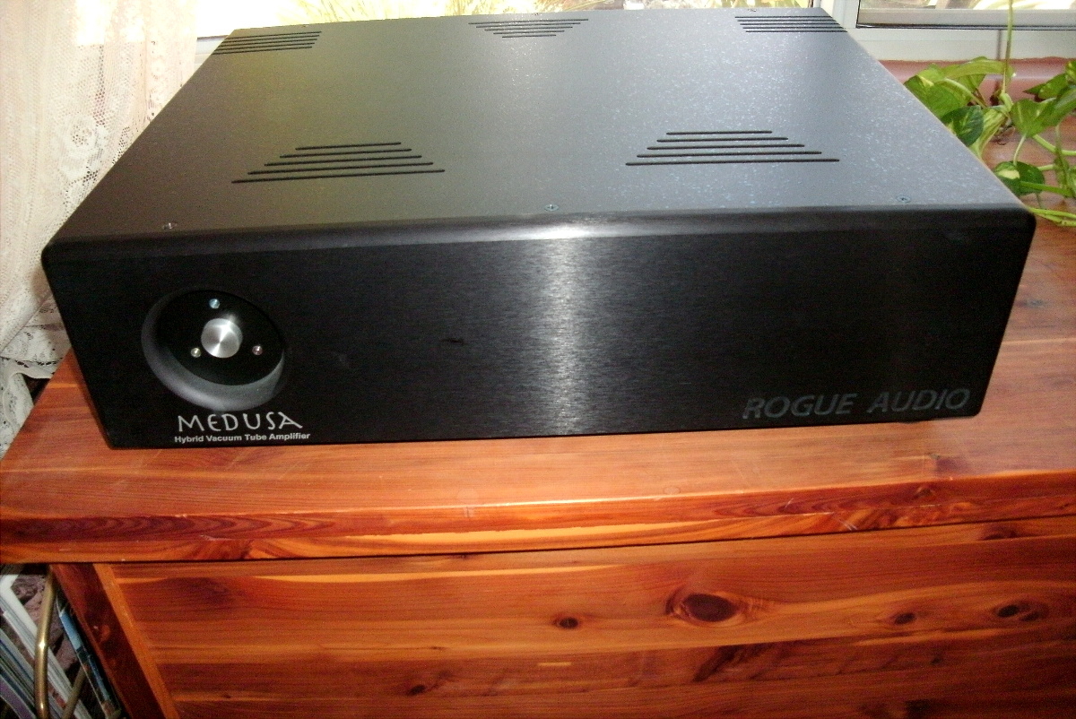 Rogue Audio Medusa Tube Hybrid Amplifier For Sale - US Audio Mart