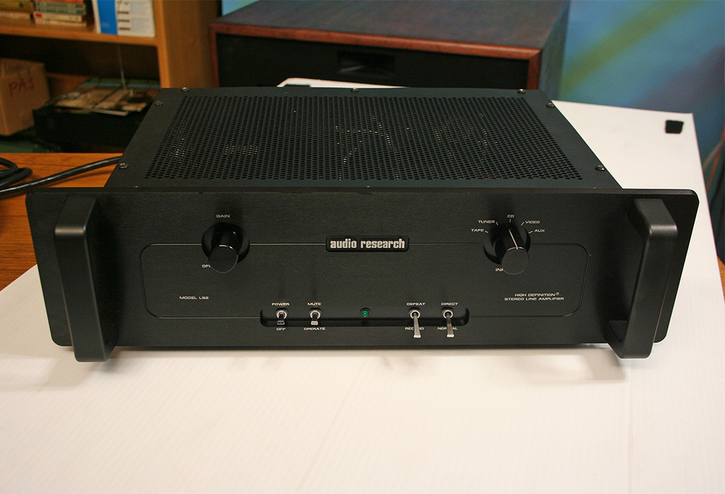 Beautiful Audio Research LS2B Balanced Line Peamplifier Dealer Ad - US ...