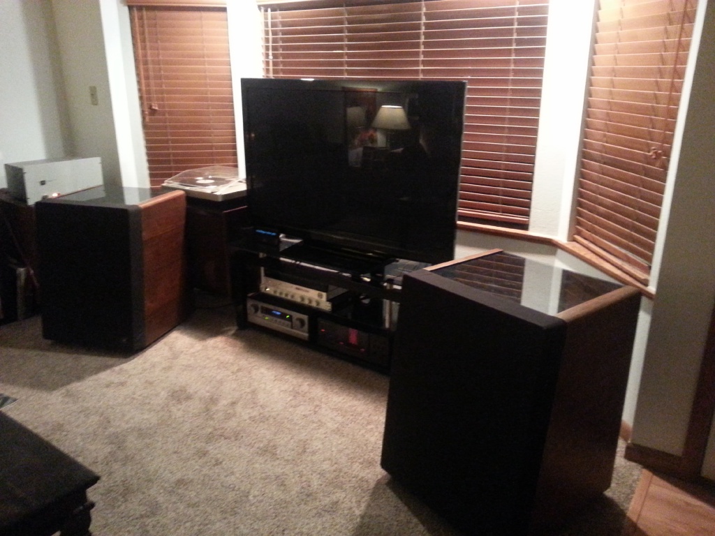 JBL L300/Summit Very nice original condition with new foam, tweeter ...
