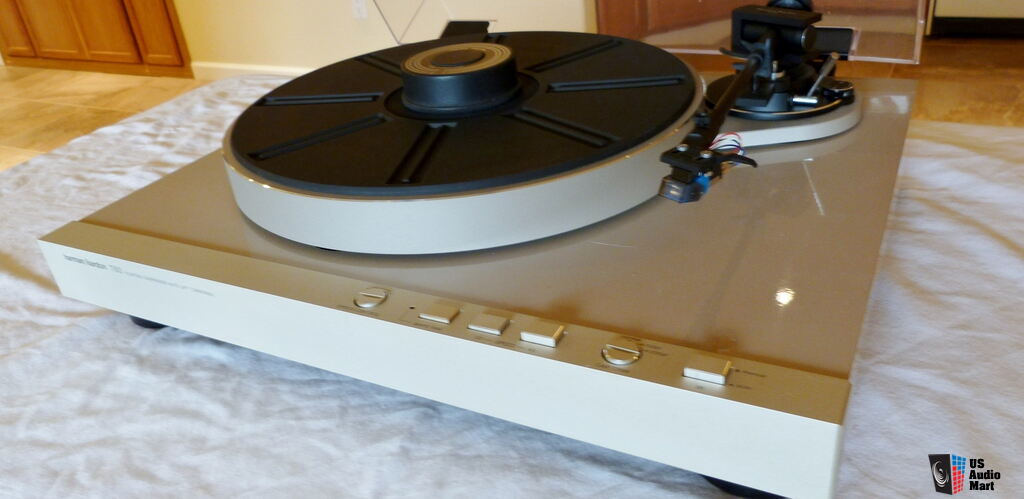 Harman Kardon T60 turntable Photo #1000059 - US Audio Mart