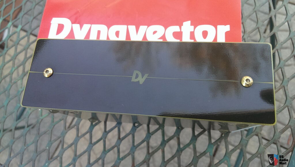 Dynavector P75 mk. II phono stage/ preamp Photo #1037305 - Canuck Audio ...