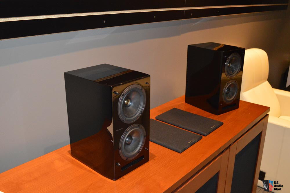 Pioneer S-Z9 Reference Bookshelf Monitor Speakers Photo #1038282 - US ...