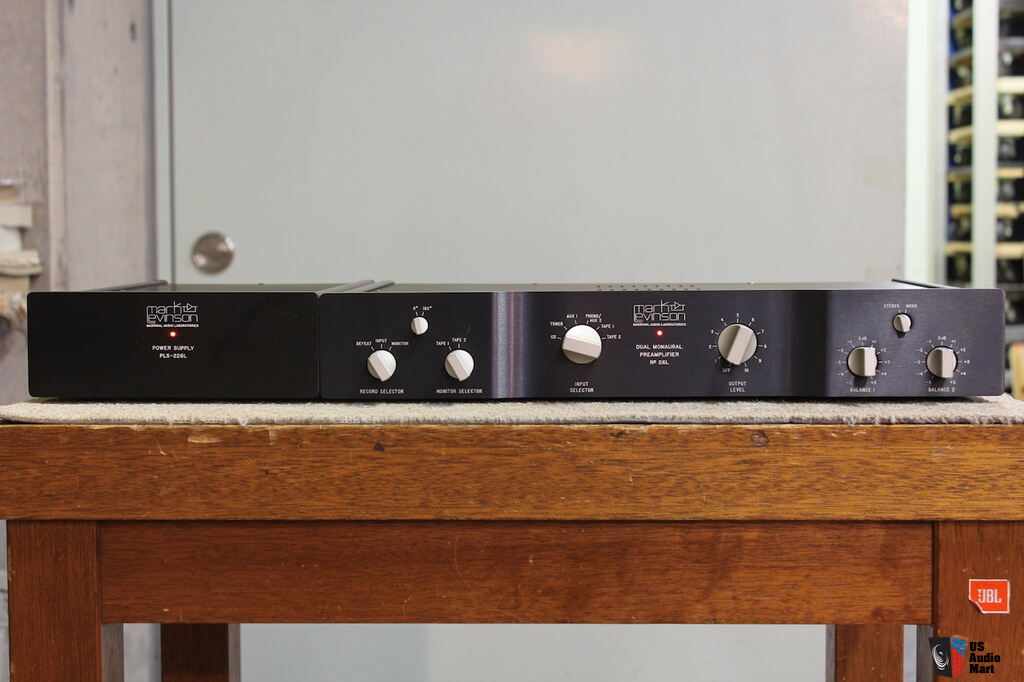Mark Levinson No. 26 preamplifier with phono Photo #1043059 - US Audio Mart