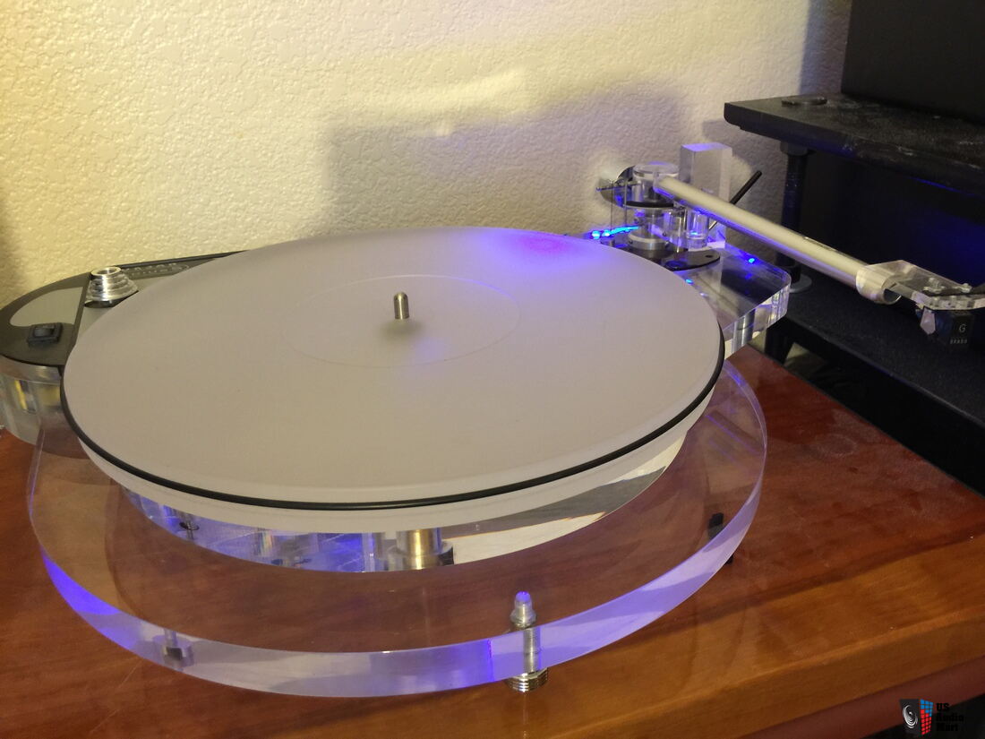 Roksan radius 5 turntable For Sale - US Audio Mart