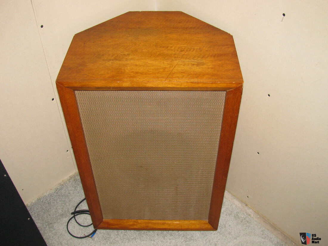 EV CORNER HORN Photo #1071348 - UK Audio Mart