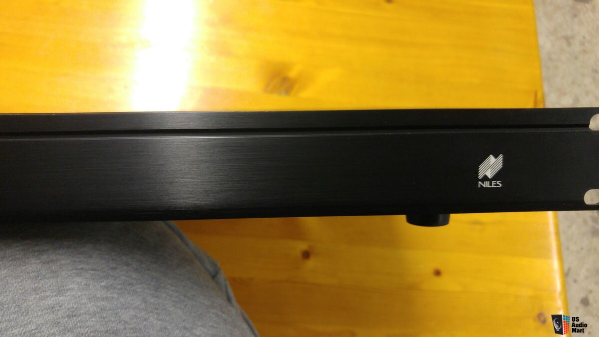 Niles SI-245 2 channel amplifier Photo #1083507 - US Audio Mart