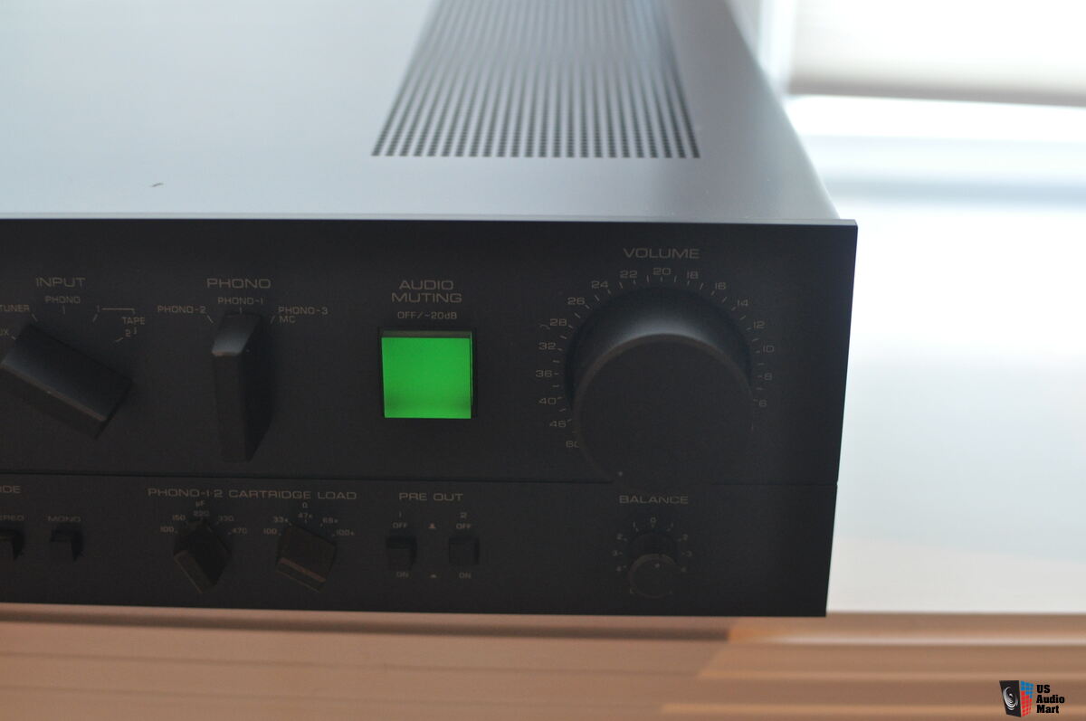 Yamaha C-4 Preamp Photo #1090043 - US Audio Mart