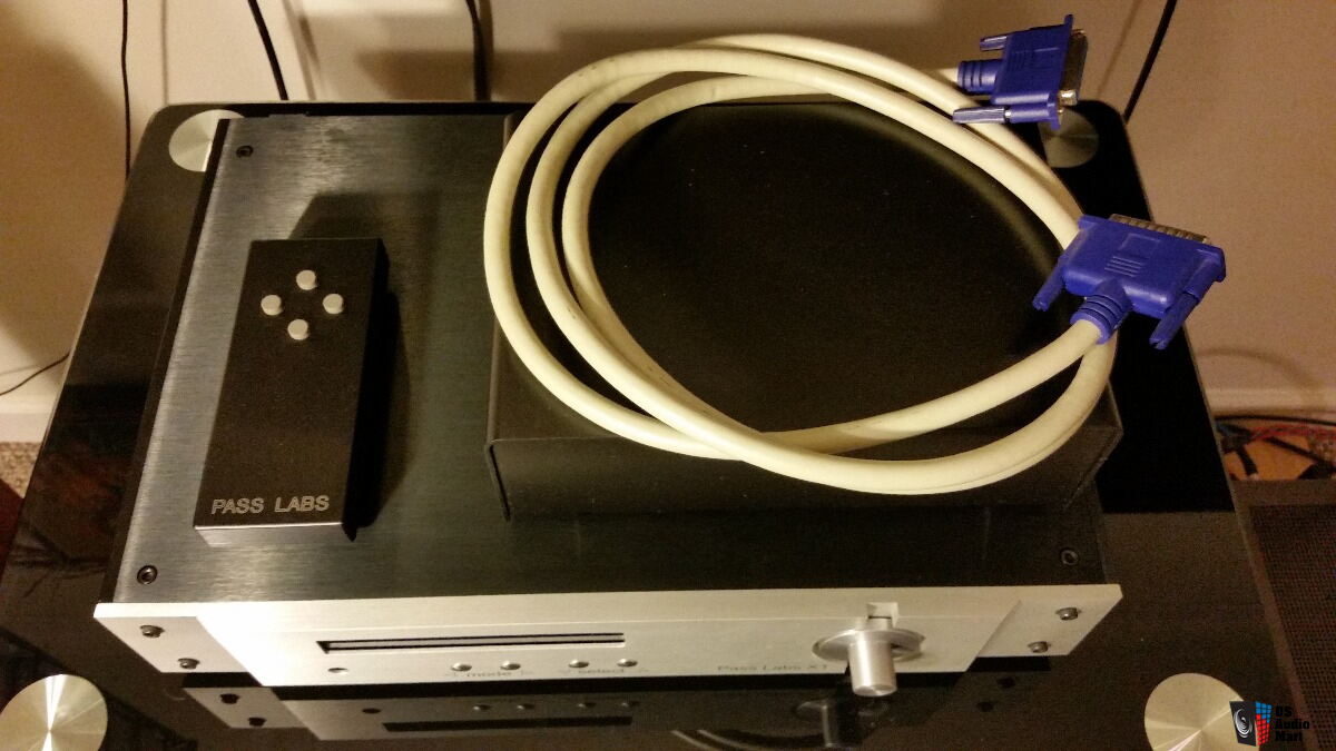 Pass Labs X1 preamplifier Photo #1093393 - UK Audio Mart