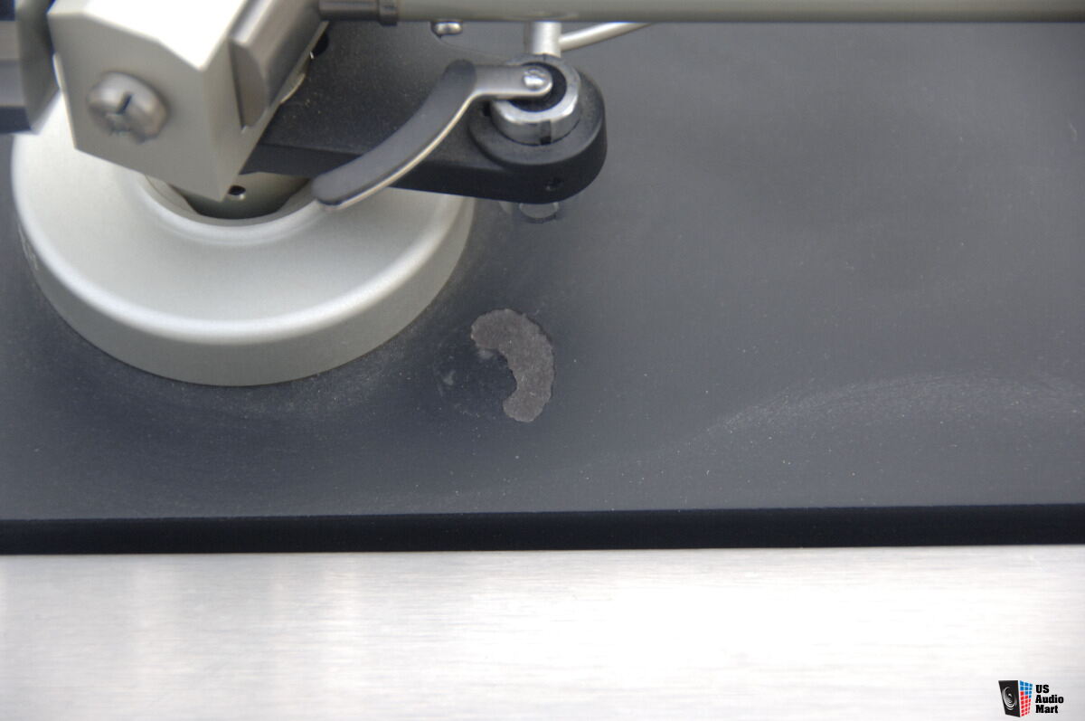 Linn LP 12, black ash base, Valhalla power supply, Linn Ittok LV II arm ...