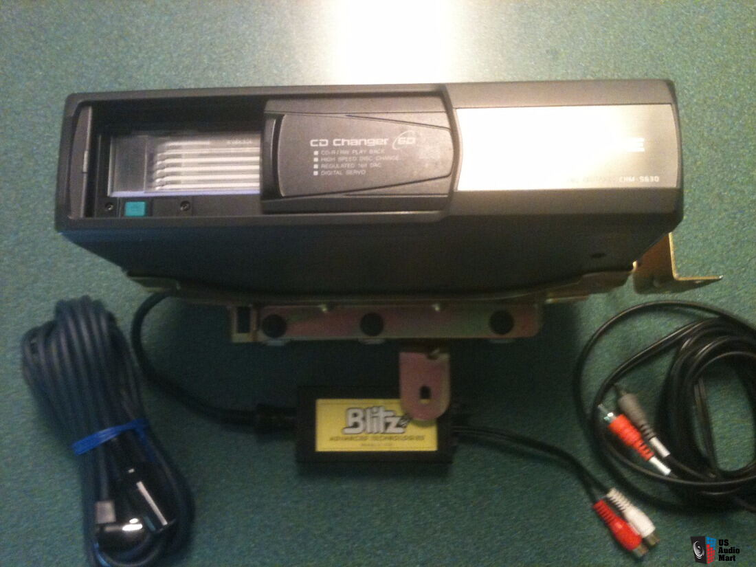 Alpine CHM-S630 CD Remote Changer Photo #1156125 - US Audio Mart