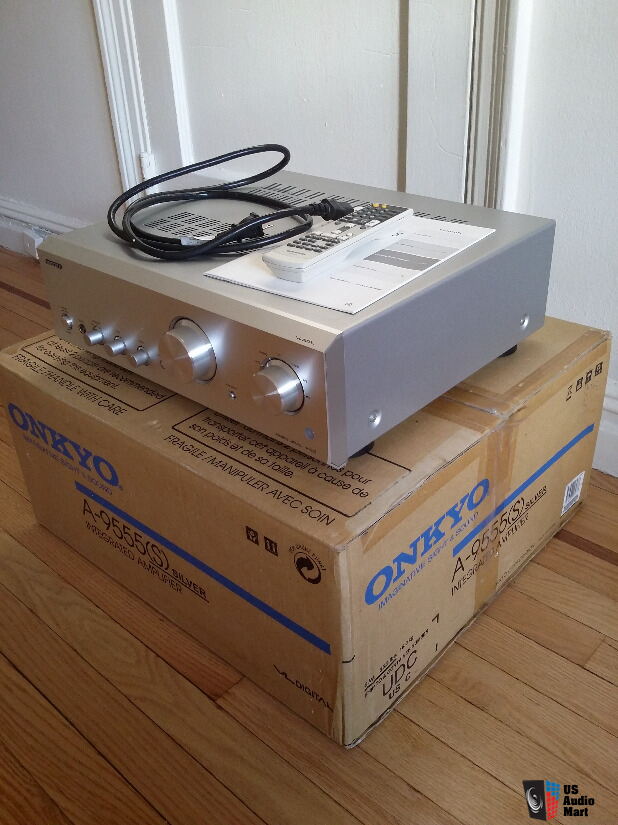 Onkyo A-9555 Integrated Amplifier (Silver) Photo #1160671 - US Audio Mart