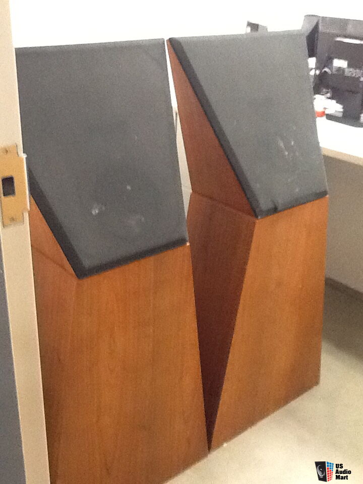 Spica Angelus Floorstaning Speakers - Vintage Photo #1180875 - Canuck ...