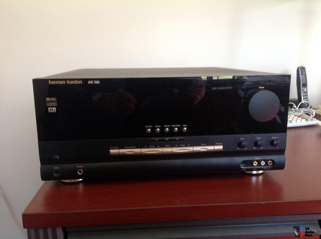 Harmon Kardon AVR 7000 receiver Photo #1189814 - Canuck Audio Mart