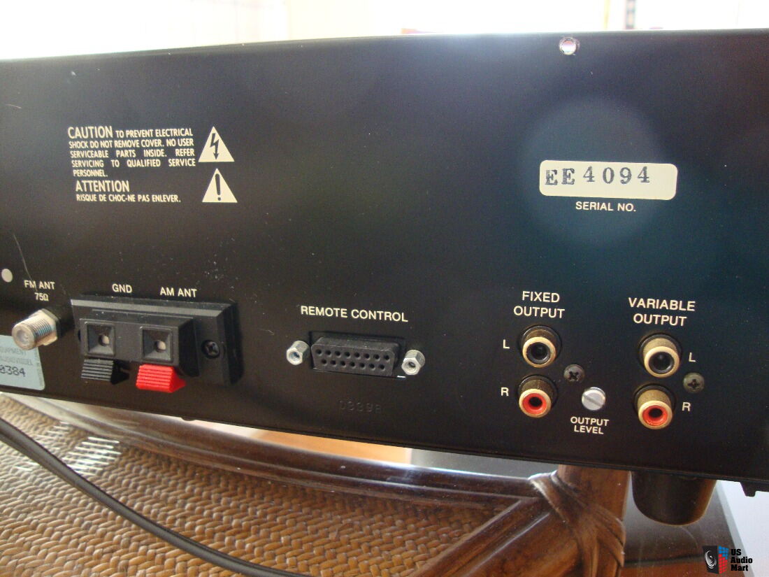 McIntosh mr-7082 am/fm stereo tuner Photo #1208786 - US Audio Mart