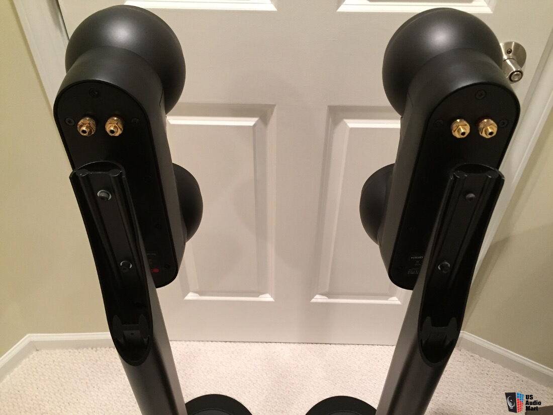 Gallo Reference Strada 2 Speakers with stands (also have Strada gen 1 ...
