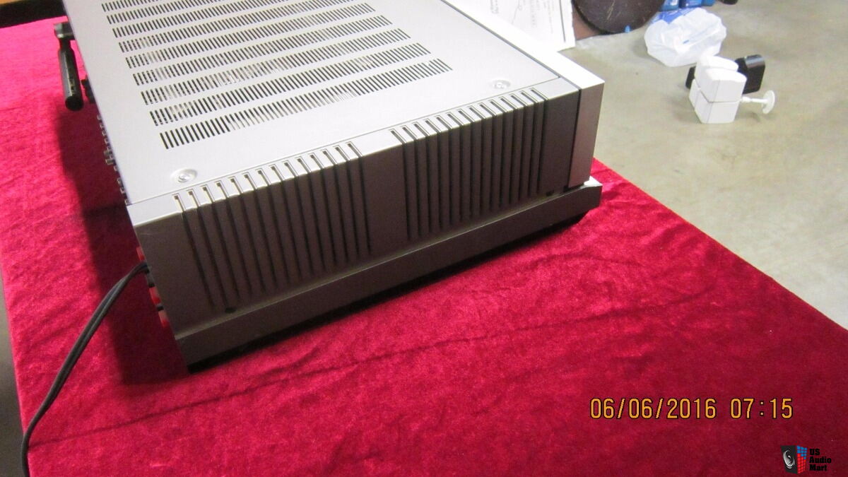 JVC JR-S501 Vintage STEREO Receiver Photo #1252119 - US Audio Mart
