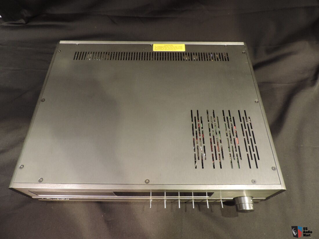 Kinergetics KCD-20 Platinum Finish CD Player w/ Remote-As Is for Parts ...
