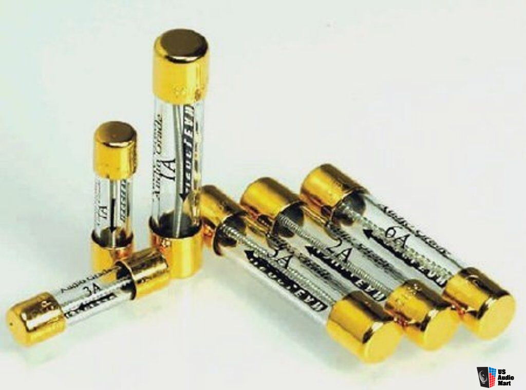 Synergistic Research and Isoclean Audiophile Fuses Photo #1285494 - UK ...