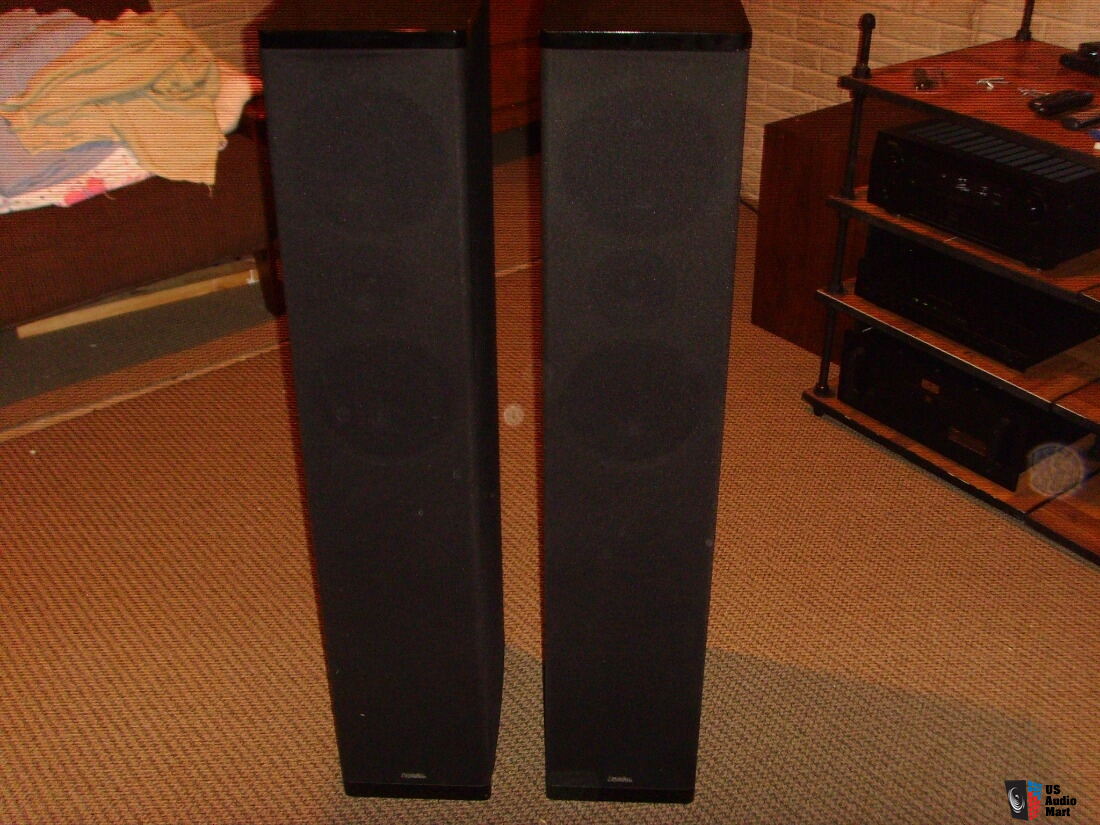 Definitive Technology BP-20 Bi-Polar Speakers (Milwaukee Area) Photo ...