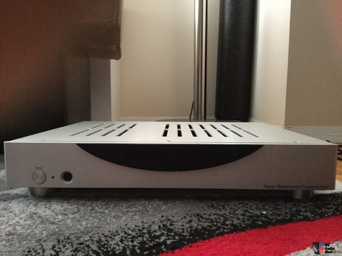 Rogue Audio Hera II Reference Tube Preamp Pristine Condition Very Low ...