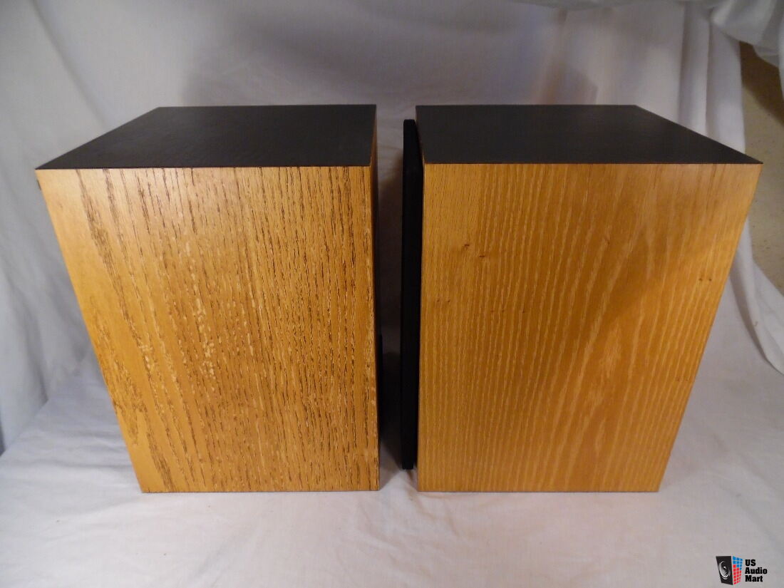 Hartley Compact Reference Monitor Speakers Photo #1306984 - UK Audio Mart