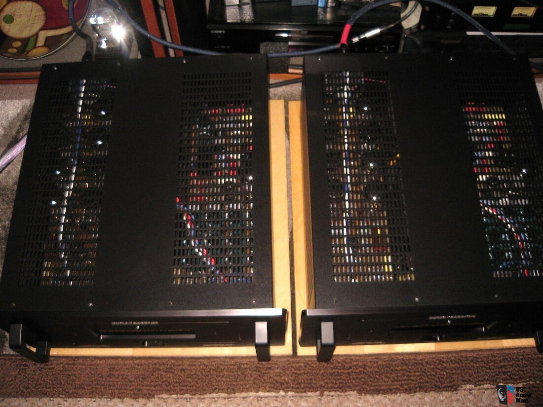 Audio Research Reference 210 monoblock amplifiers Photo #1315830 - UK ...