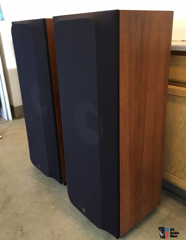 JBL L150 Speakers Walnut Precision Tested to Verify Superb Performance ...