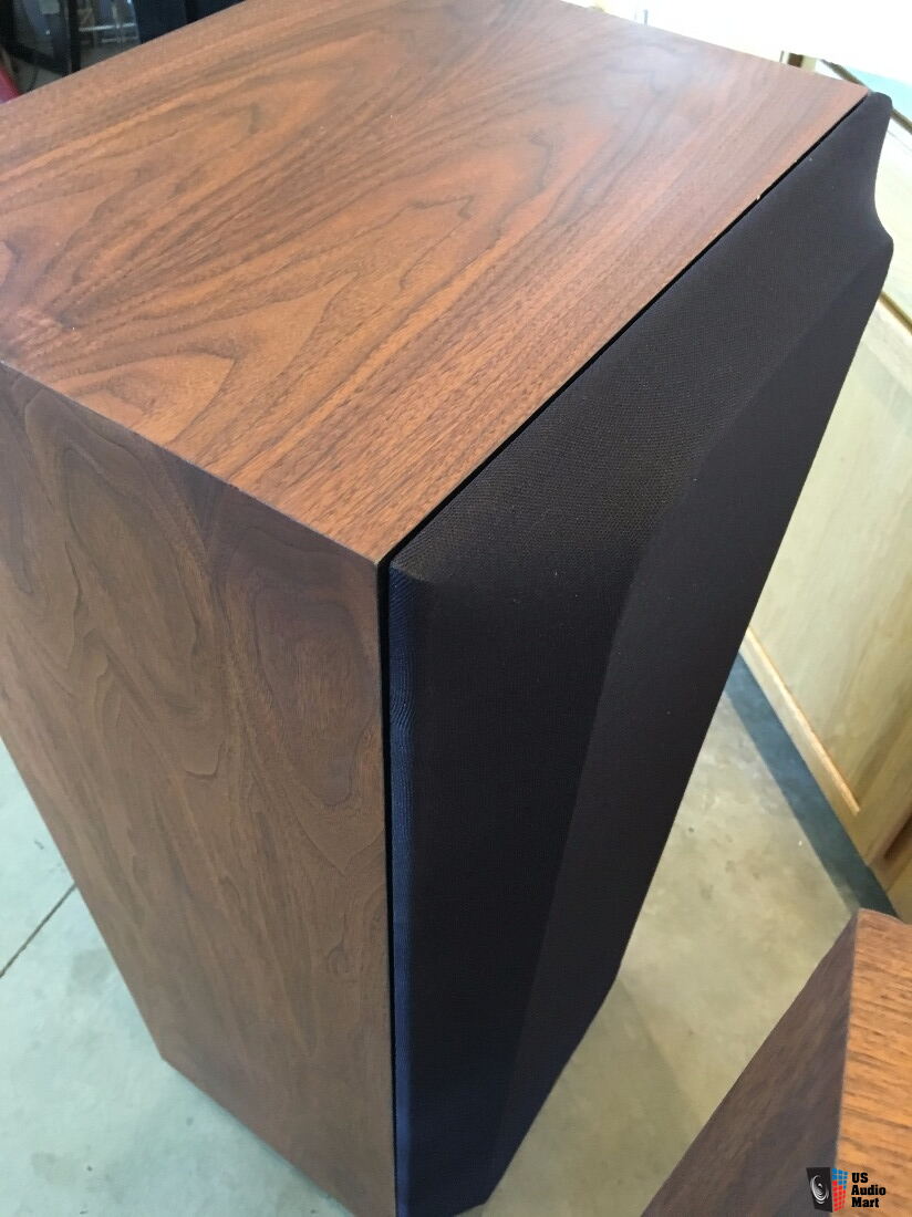 JBL L150 Speakers Walnut Precision Tested to Verify Superb Performance ...