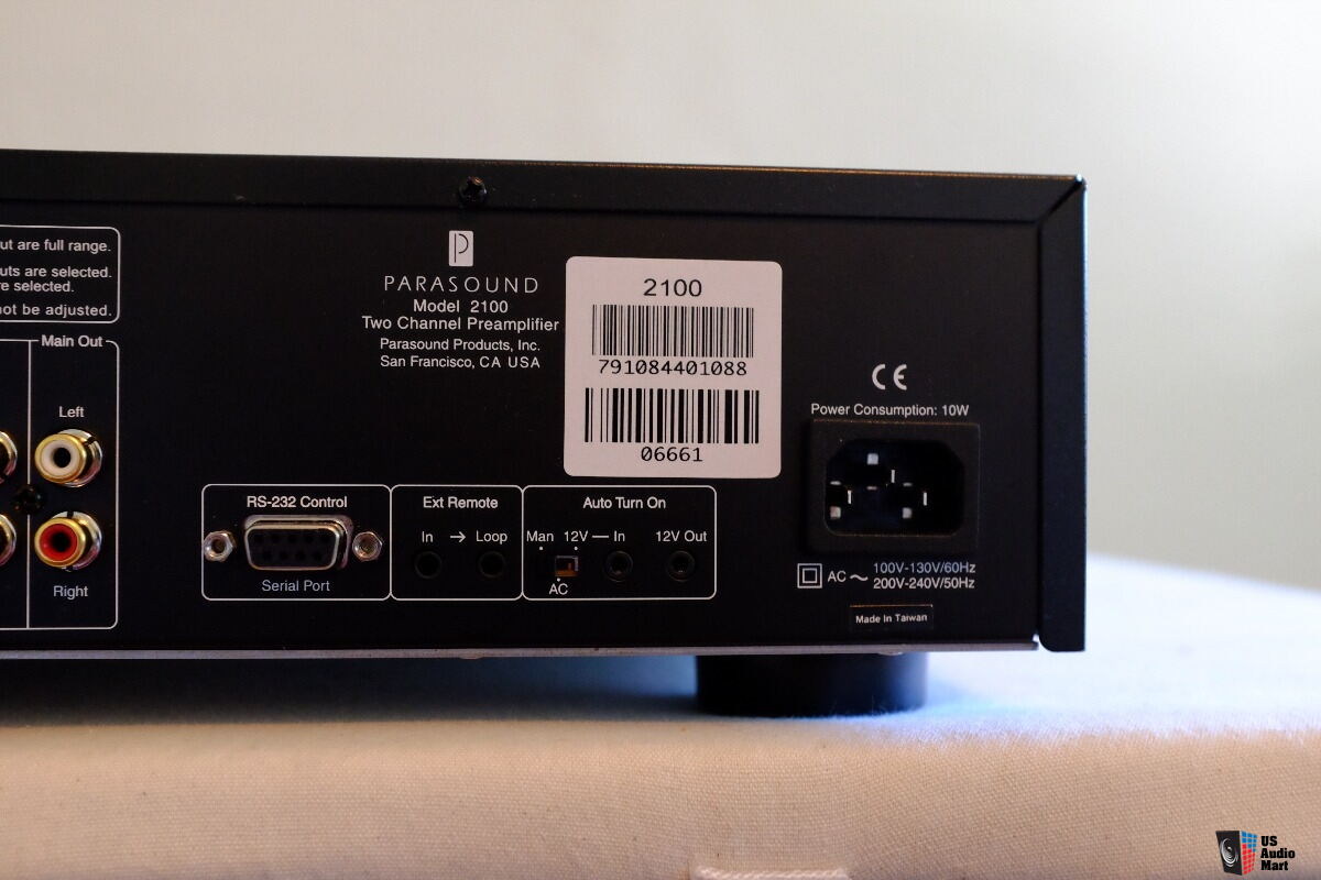 Parasound NewClassic Model 2100 Preamp Photo #1335567 - Canuck Audio Mart