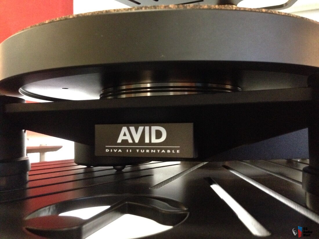 Avid Diva II SP with Rega RB 303 arm Photo #1336535 - US Audio Mart