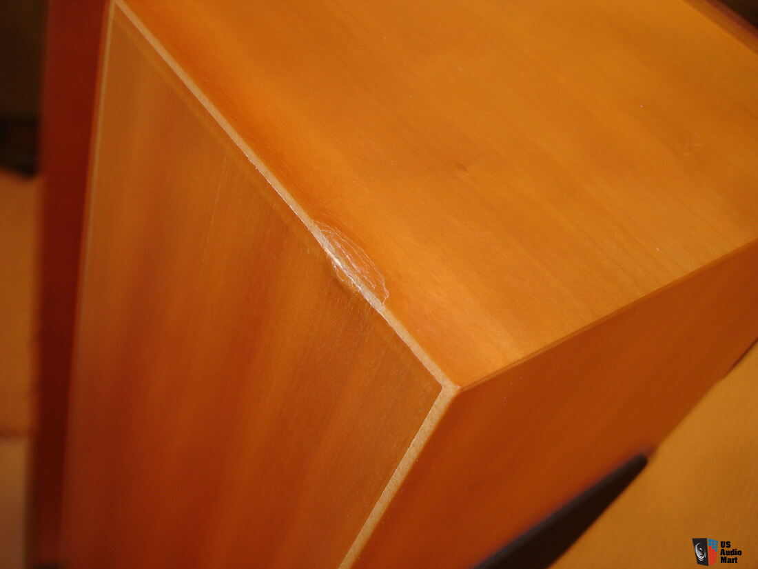 Rega R3 speakers in Cherry Photo #1343803 - UK Audio Mart