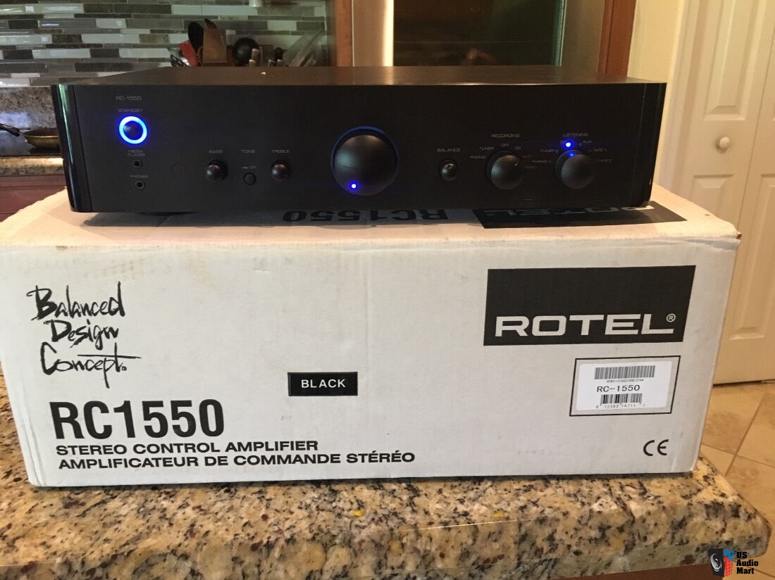 Rotel RC 1550 High end Preamplifier For Sale - Canuck Audio Mart