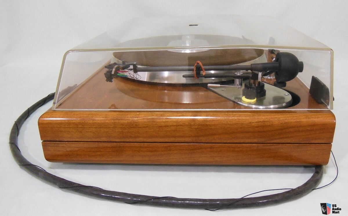Acoustic Research *AR ES1 belt-drive turntable" S/N OS 01118 Photo ...