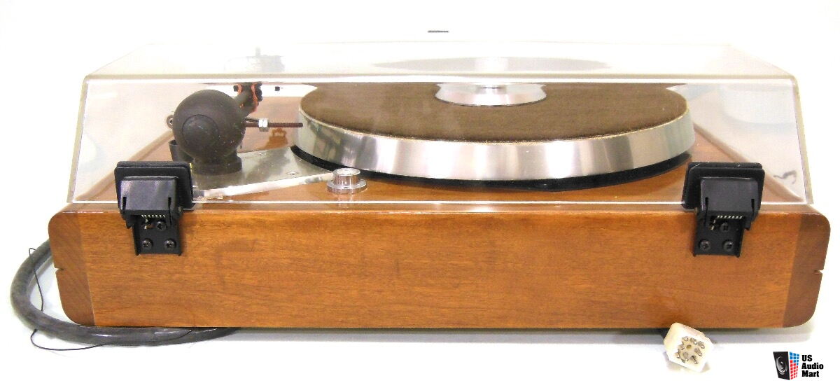 Acoustic Research *AR ES1 belt-drive turntable" S/N OS 01118 Photo ...