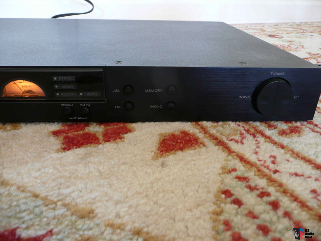 Carver TX-8 Synthesizer Tuner Photo #1388990 - Aussie Audio Mart