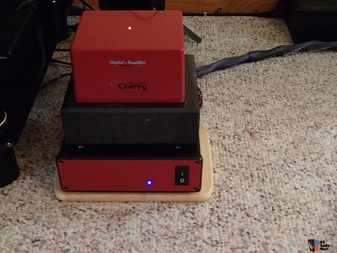 DAC Desktop Maraschino Cherry with 60V Power Supplies + Snake Cable ...