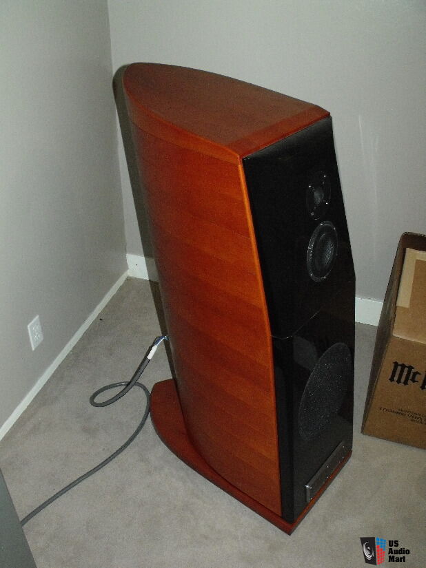 Usher BE-10 Tower Speakers - Super clean. Can be upgraded to BE-10 ...