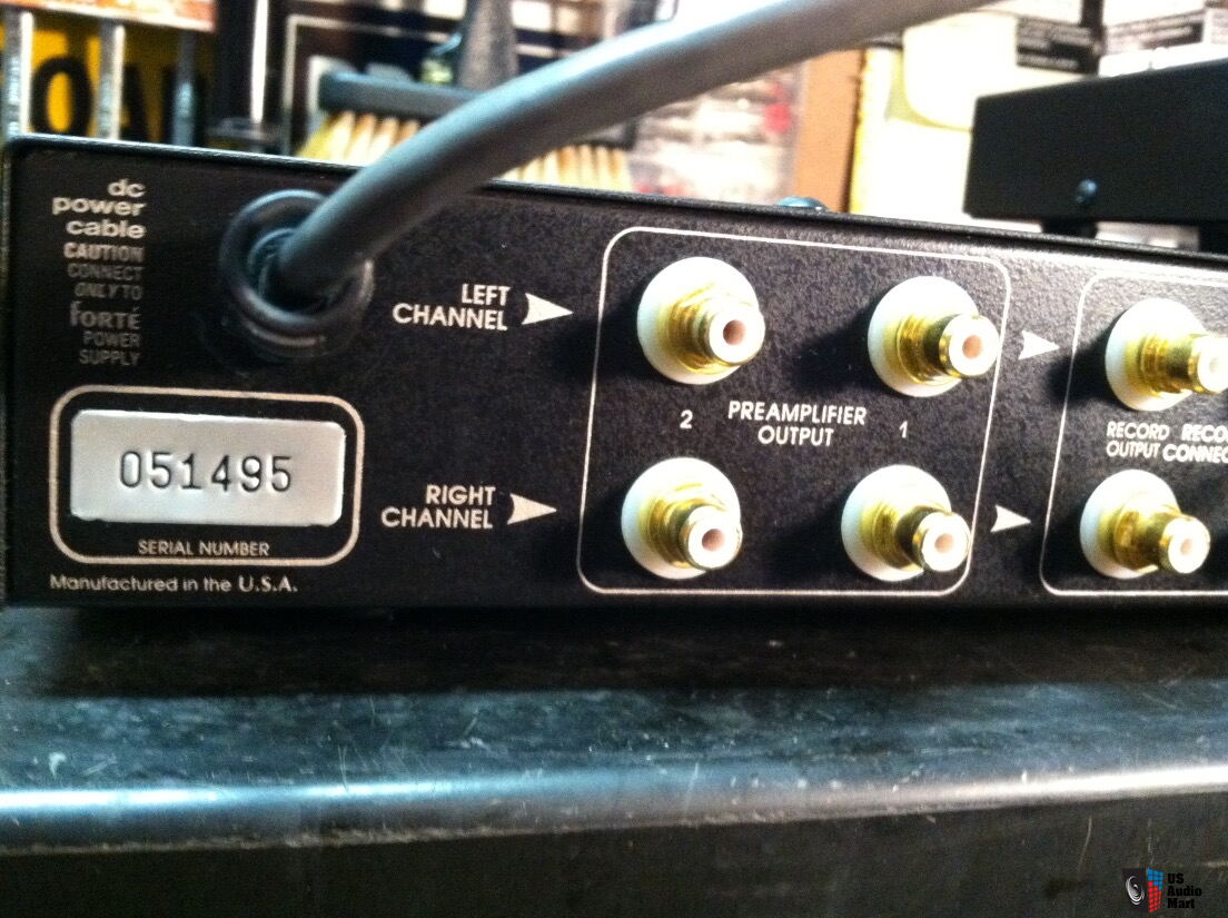 Forte Model 40 Preamplifier - Audiophile grade, excellent with original ...