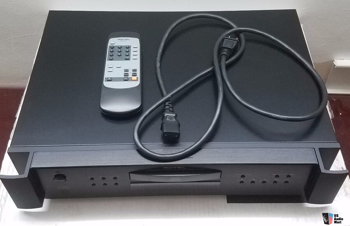Rotel RCD 1072 CD Player in Black with Original Remote Photo #1458966 ...