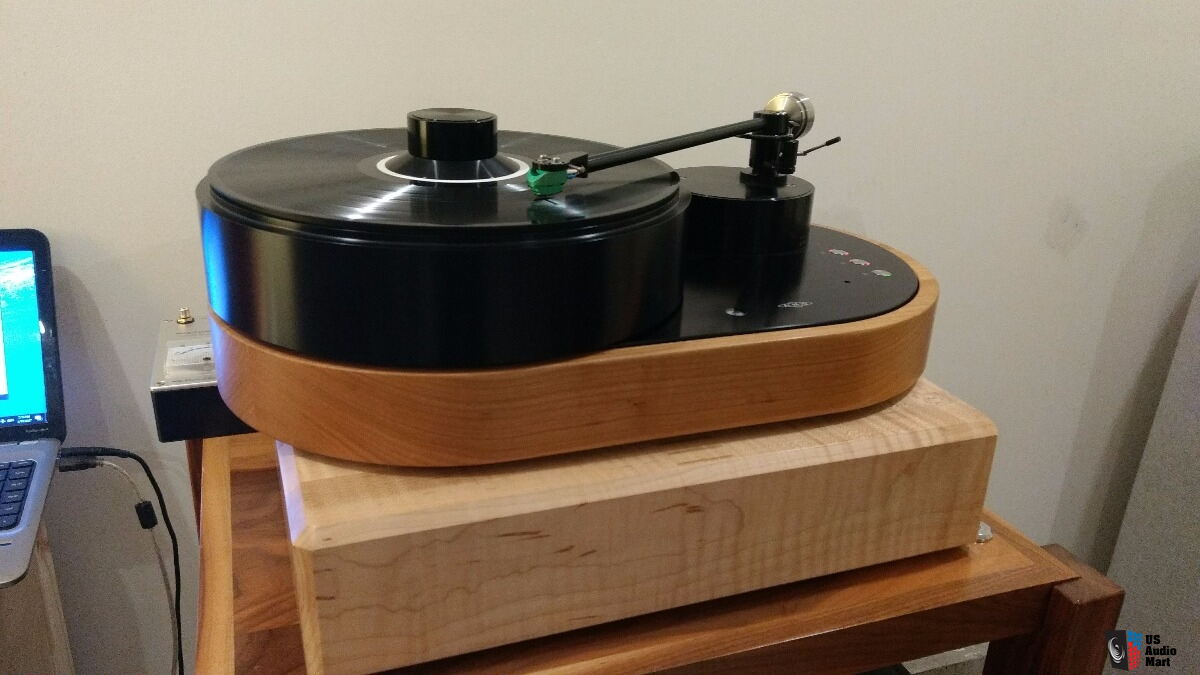 AMG Viella turntable (V12 tonearm) - rarely available!! Photo #1459086 ...