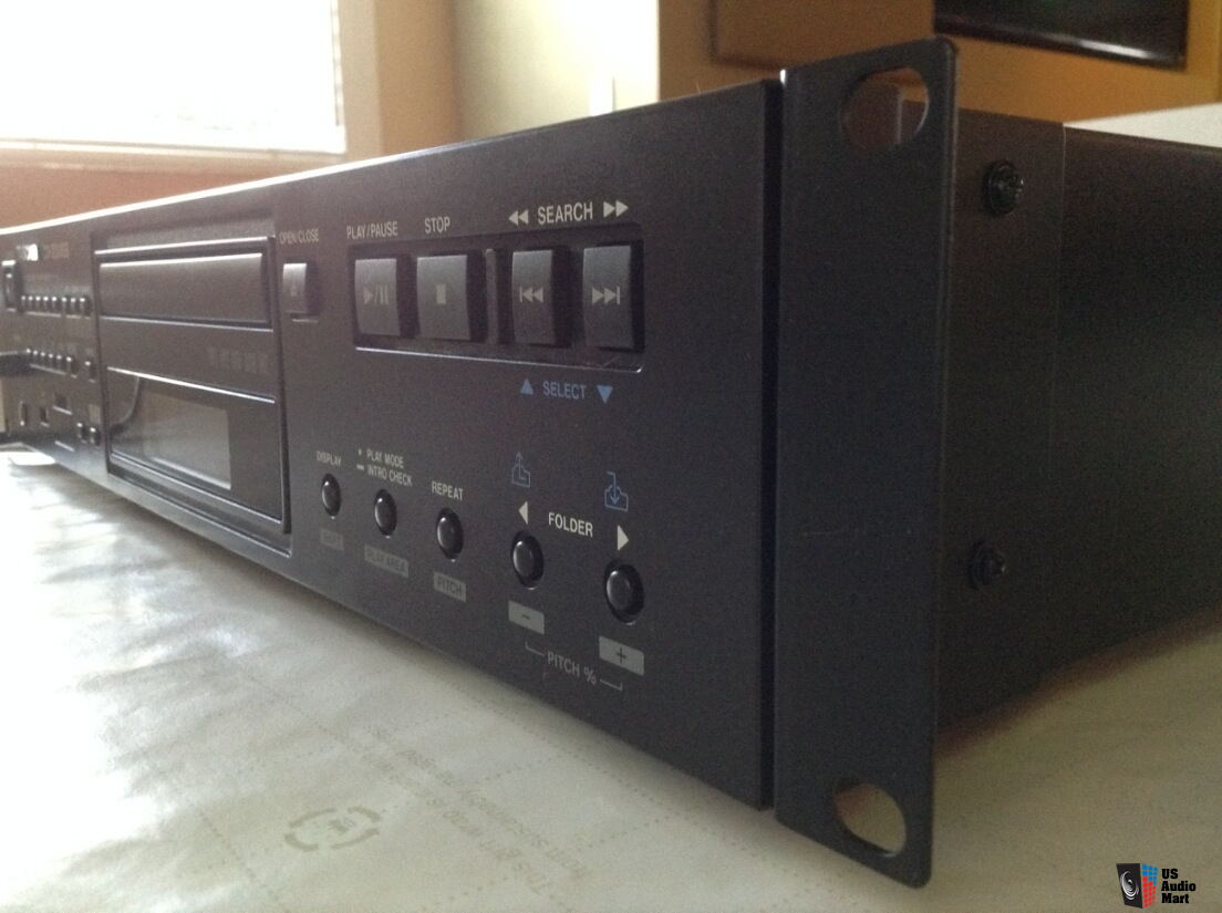 Tascam CD-200SB CD player USB SD card file storage Photo #1480438 - US ...