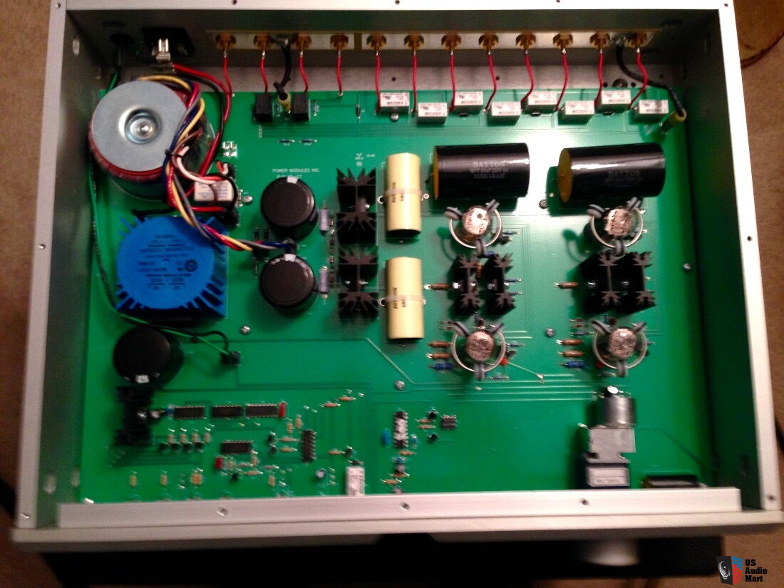 Belles VT-01 Statement Preamplifier with four sets of tubes Photo ...