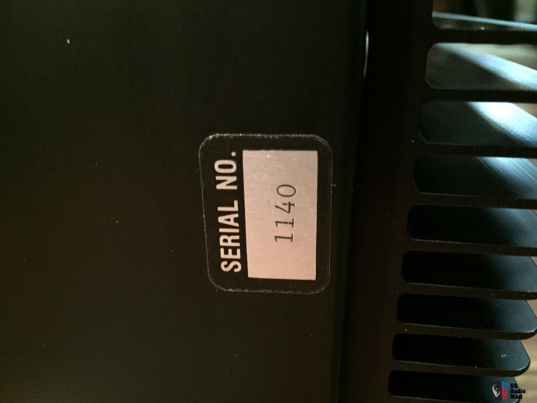 PS Audio Delta 250 Mono Block Sequentially-Numbered Amps MINT Condition ...